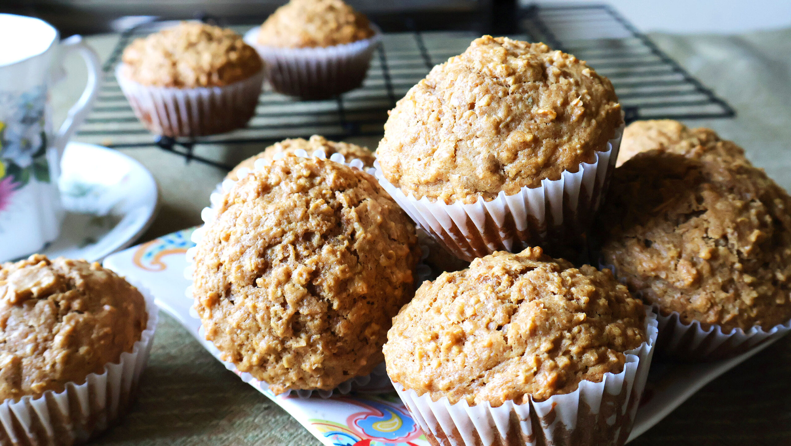 Best Oatmeal Muffins - I Cook And Paint